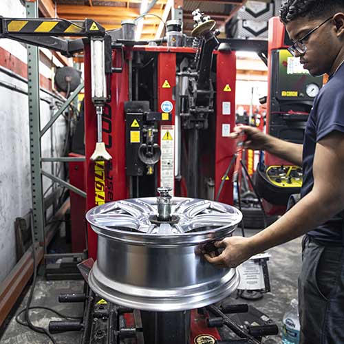 Cracked Rim Repair Why It's Crucial for Your Vehicle's Performance