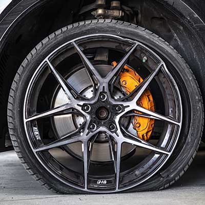 Is it OK to Drive on a Slightly Bent Rim?